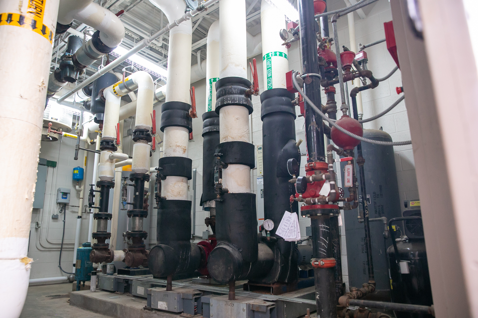 3 Common Plumbing Issues In Commercial Buildings - MSC